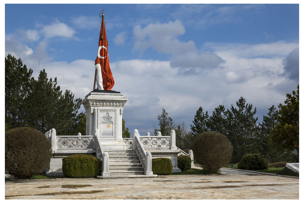 Monumentalizing the Victory: The Tale of Two Memorials of Dumlupınar ...